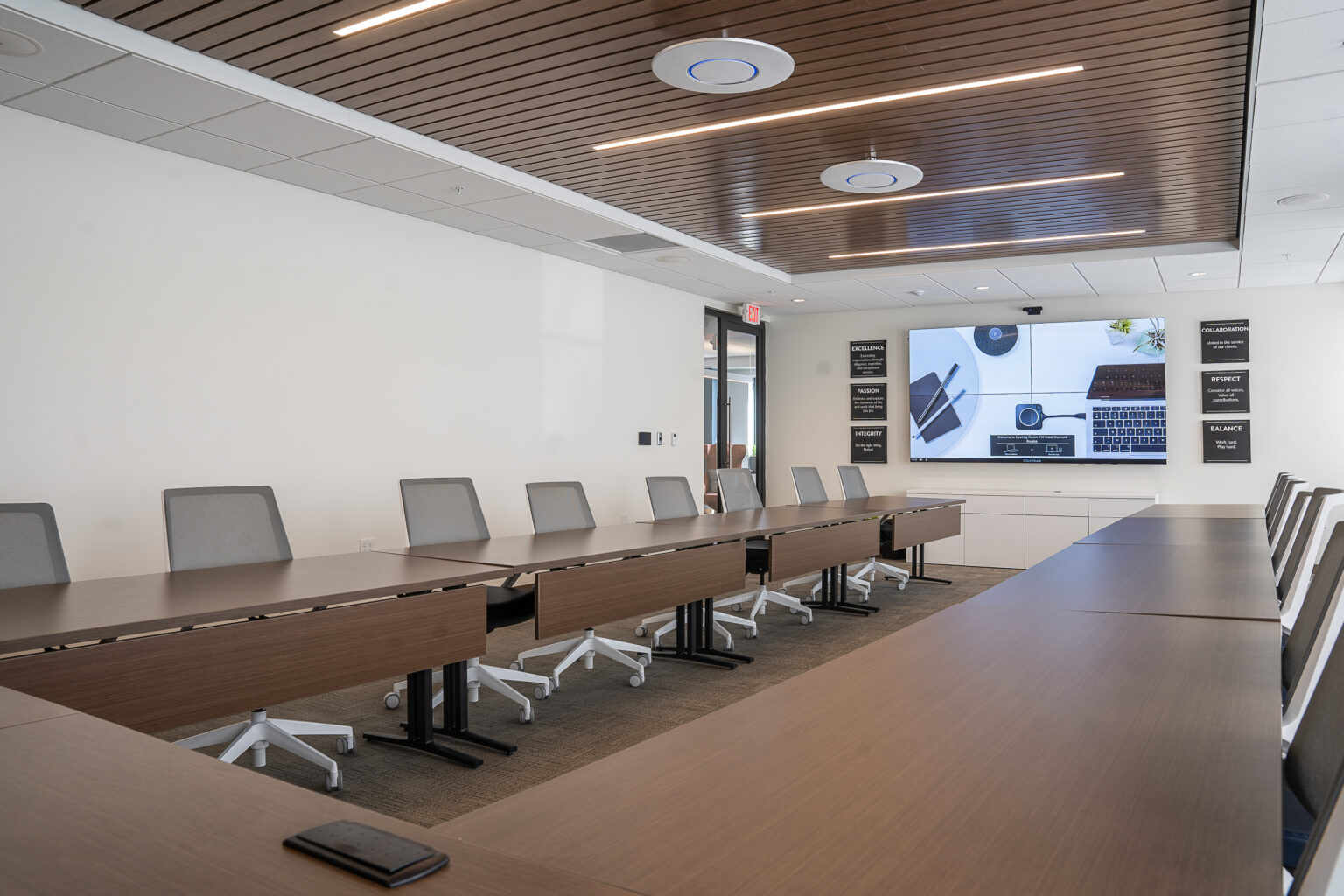 New Office Gallery | The Boulos Company